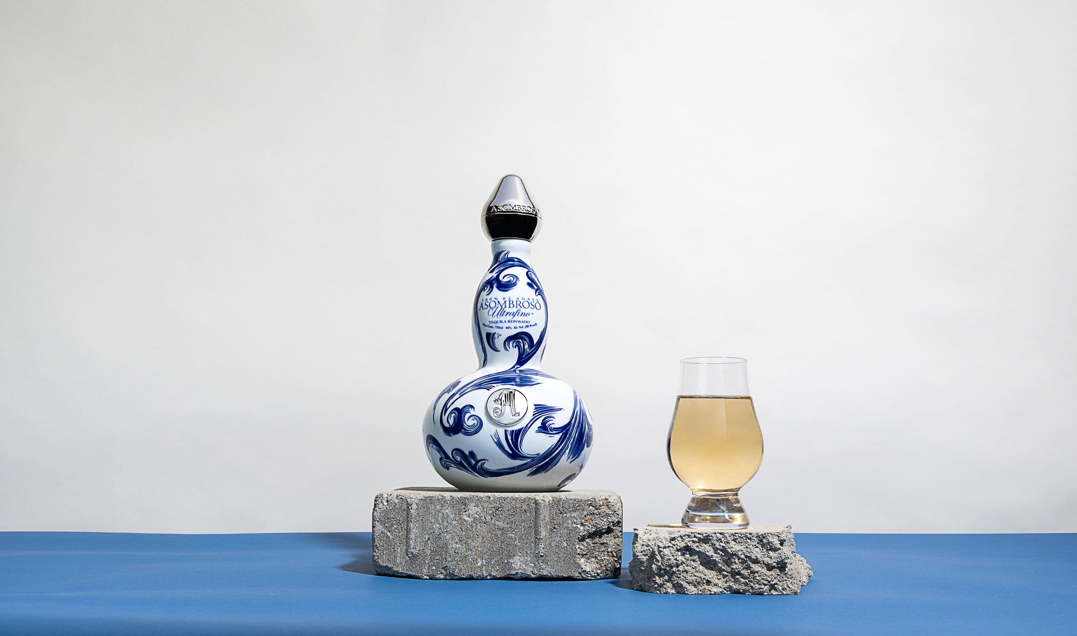 Eros Reposado Tequila with Humidor Gift Box – AsomBroso Tequila